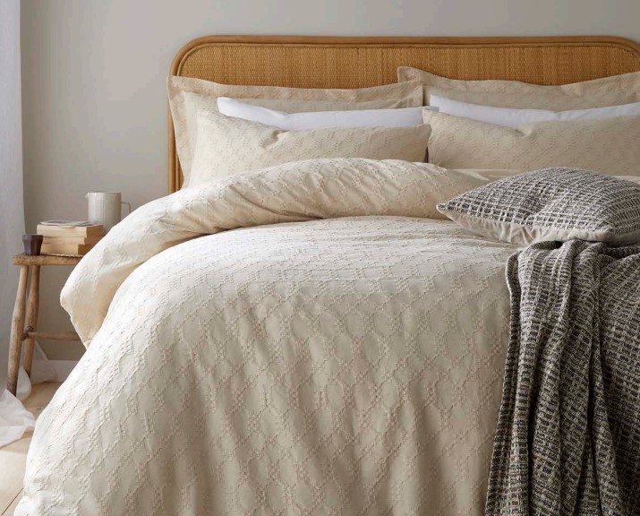 WAFFLE COTTON CIRCLE BEIGE DUVET SET Linen Mill